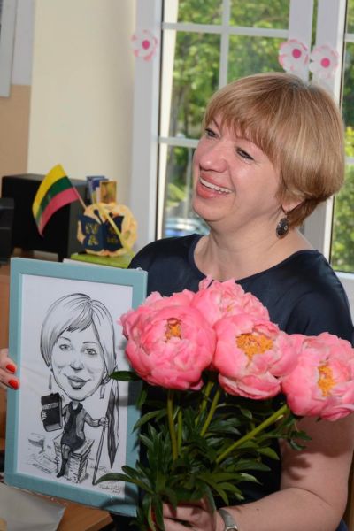 Vilniaus metų mokytojo apdovanojimą gavusi V. Kriščiūnienė: „Sunkiomis ...